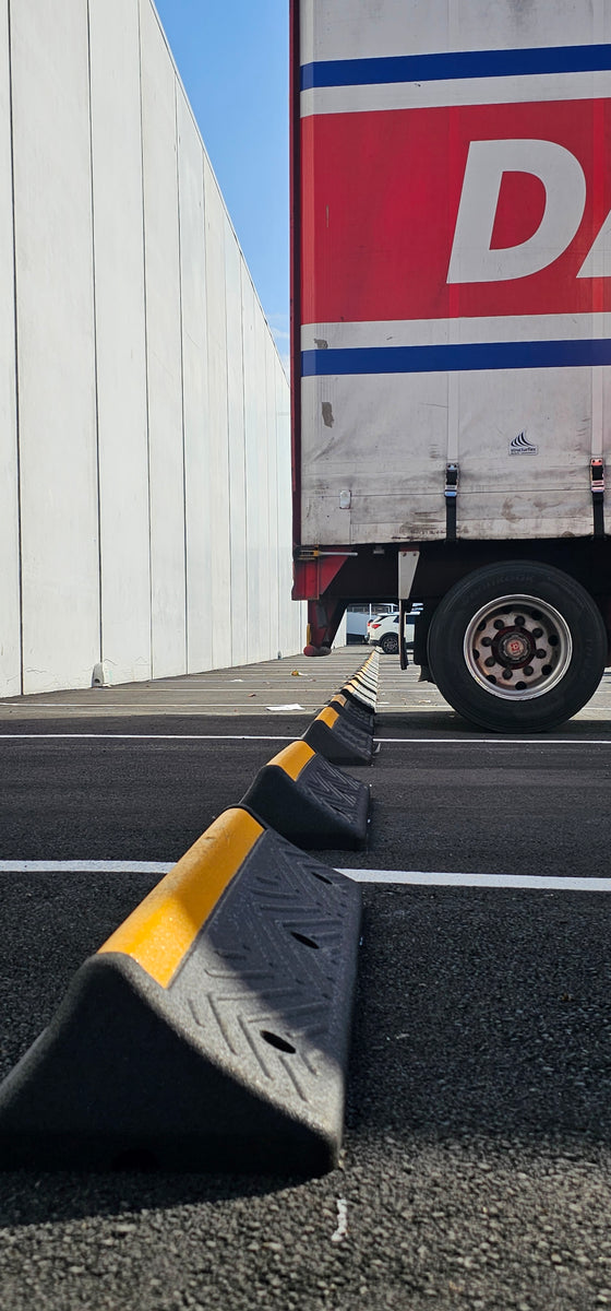 Truck Wheel Stop Heavy Duty – 1000mm – Premier Workplace Safety